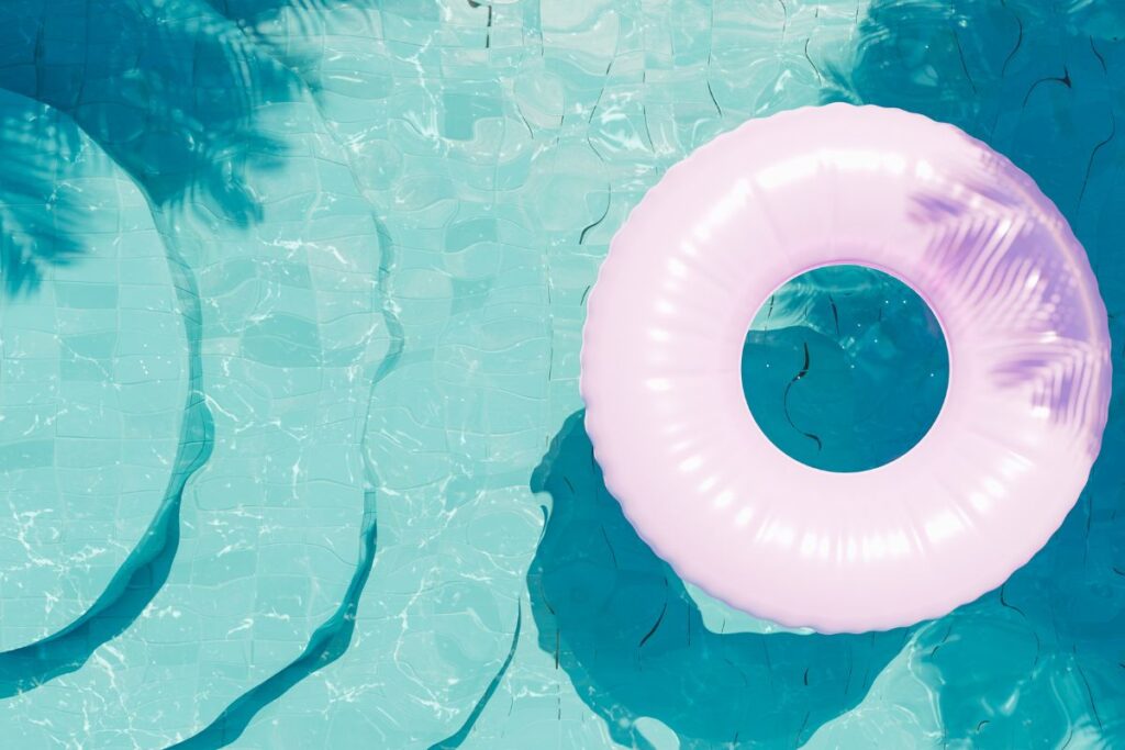 High Chlorine In Pool: Tips To Fix Chlorine Level - Excel